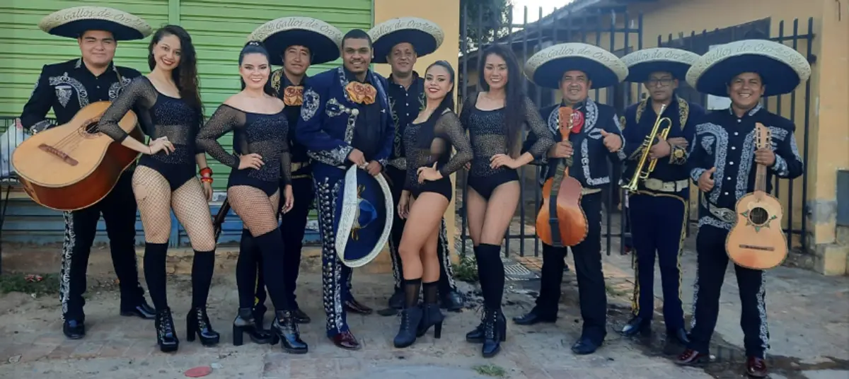 Mariachi Gallos de Oro